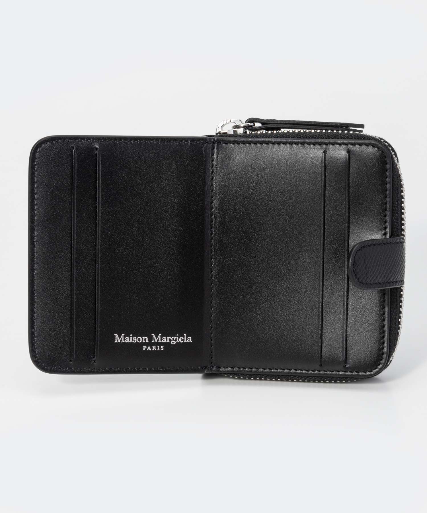 メゾン マルジェラ MAISON MARGIELA SA2UI0007 P4745 二つ折り メゾン マルジェラ MAISON MARGIELA SA2UI0007 P4745 二つ折り