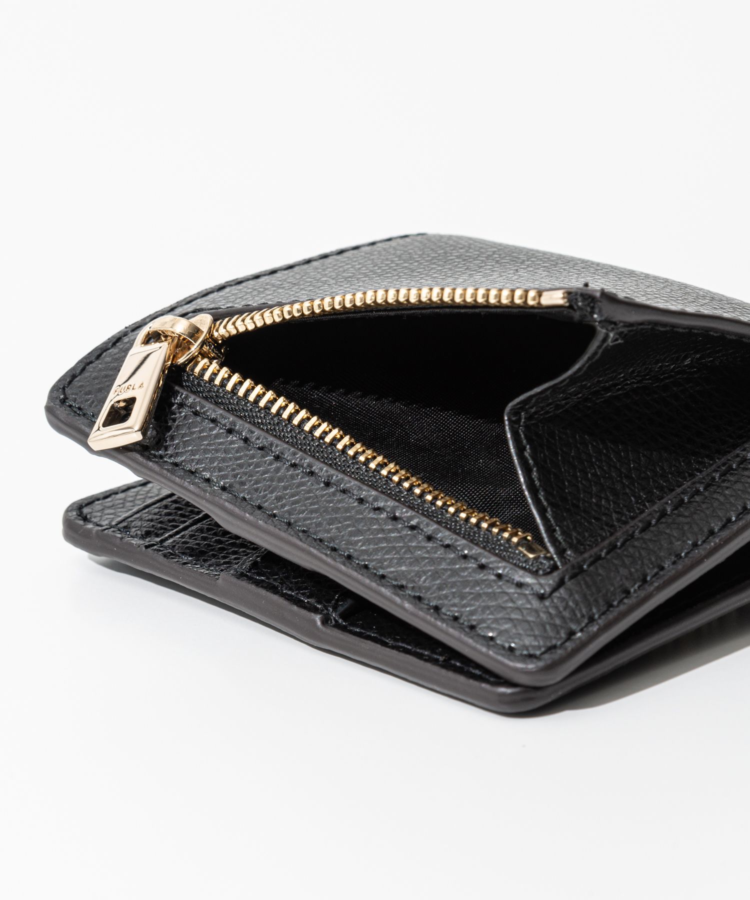 フルラ FURLA WP00308 ARE000 ニつ折り財布 CAMELIA S COMPACT フルラ FURLA WP00308 ARE000 ニつ折り財布 CAMELIA S COMPACT