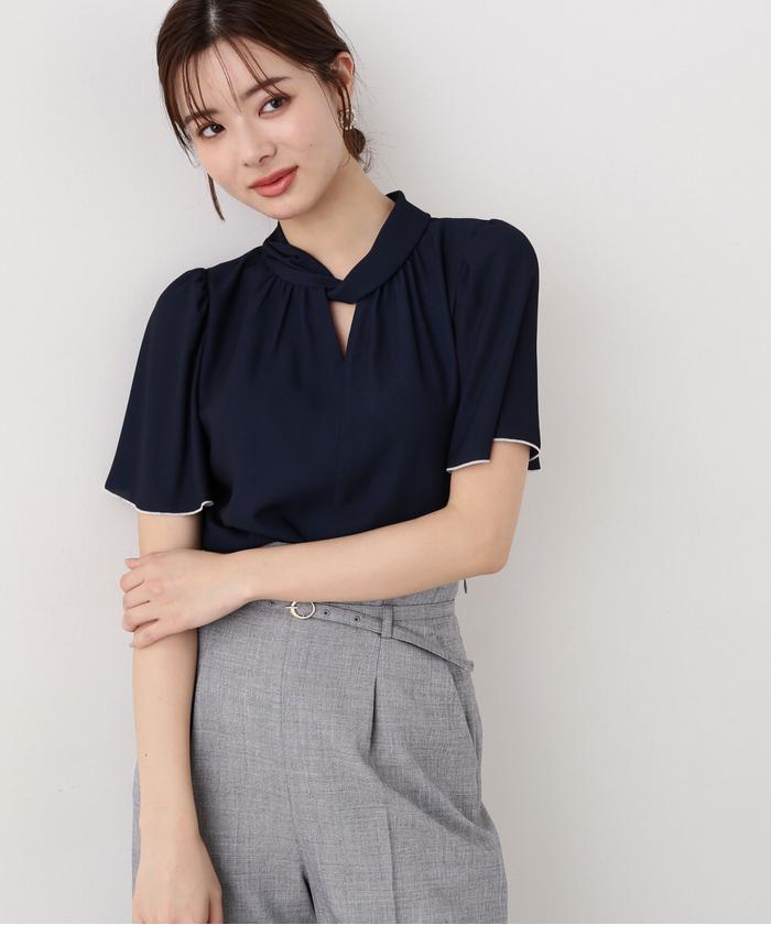 セール 10%OFF】キーネックフレアスリーブブラウス(505990876 セール 10%OFF】キーネックフレアスリーブブラウス(505990876