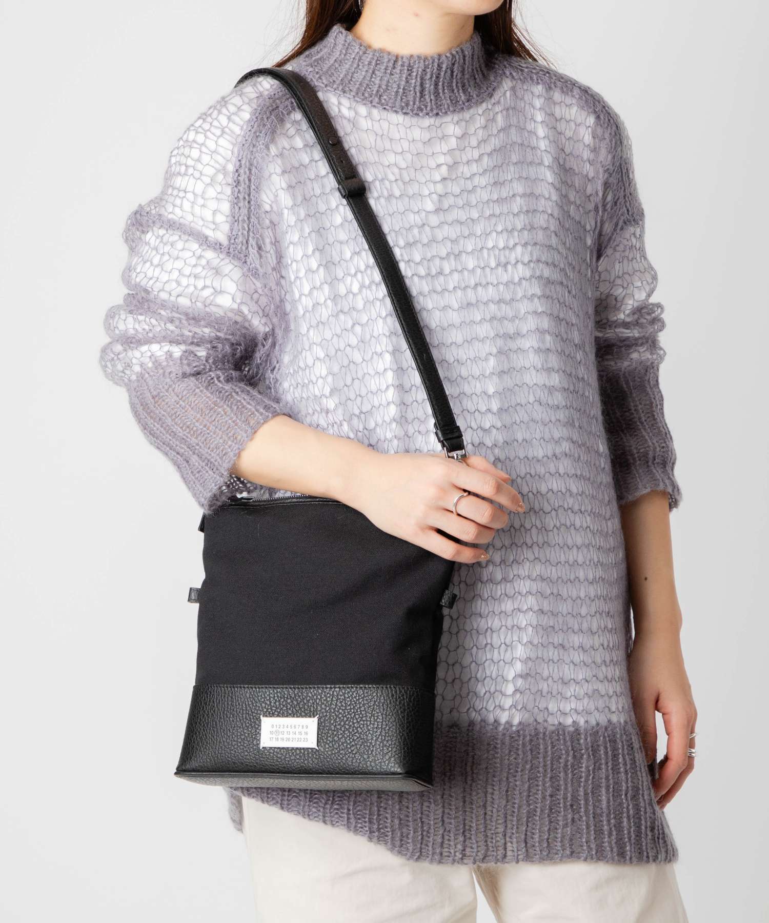 メゾン マルジェラ MAISON MARGIELA SB1WG0042 P4348 ショルダー メゾン マルジェラ MAISON MARGIELA SB1WG0042 P4348 ショルダー
