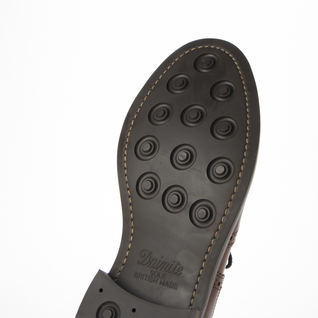 セール55%OFF】トリッカーズ Tricker's レザーウィングチップ セール55%OFF】トリッカーズ Tricker's レザーウィングチップ