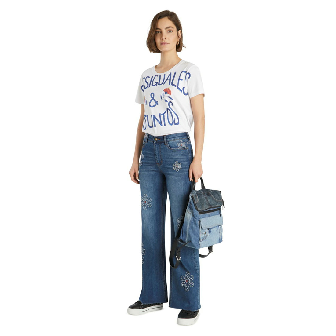 クーポン】【セール50%OFF】デシグアル Desigual 花柄刺繍入り クーポン】【セール50%OFF】デシグアル Desigual 花柄刺繍入り