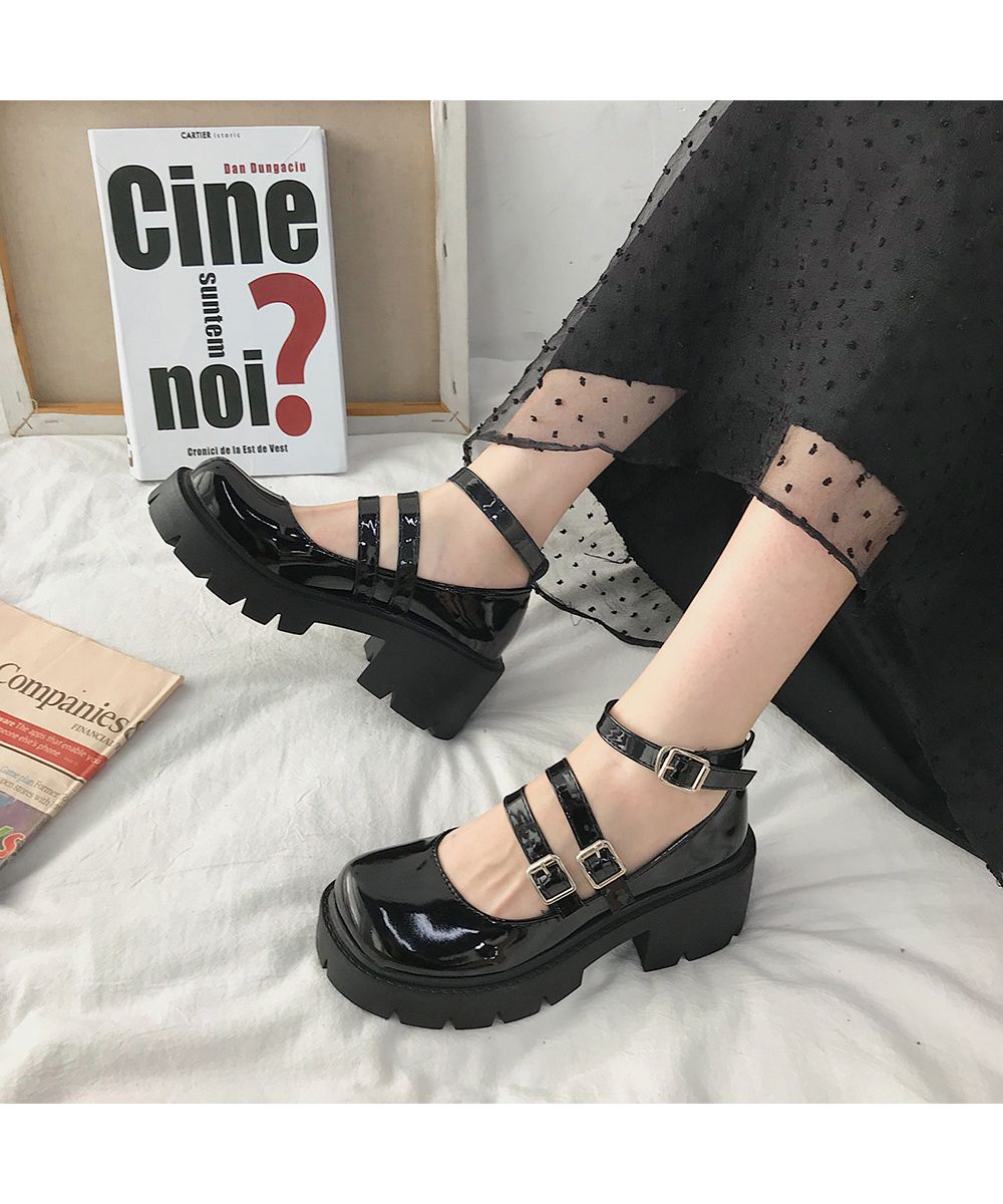 クーポン】【セール 39%OFF】ローファー 黒 おでこ靴 厚底 クーポン】【セール 39%OFF】ローファー 黒 おでこ靴 厚底