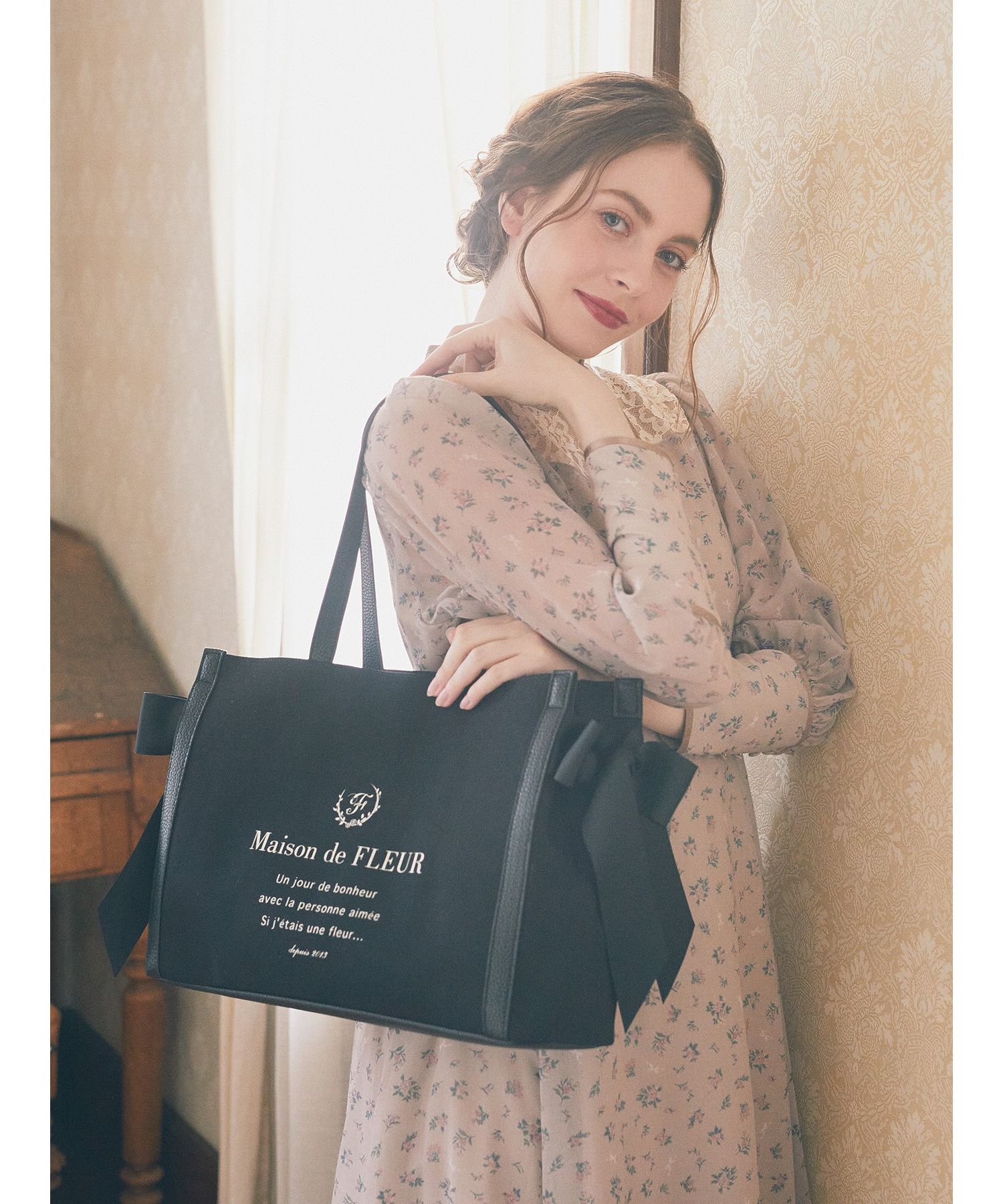 メゾン ド フルール Maison de FLEUR EC限定 キャンバススクエア メゾン ド フルール Maison de FLEUR EC限定 キャンバススクエア