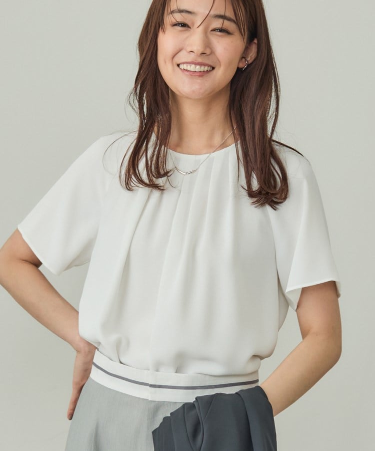 【セール】インディヴィ INDIVI 【接触冷感／UVケア】タックブラウス(508372267) | インディヴィ(INDIVI) - d fashion